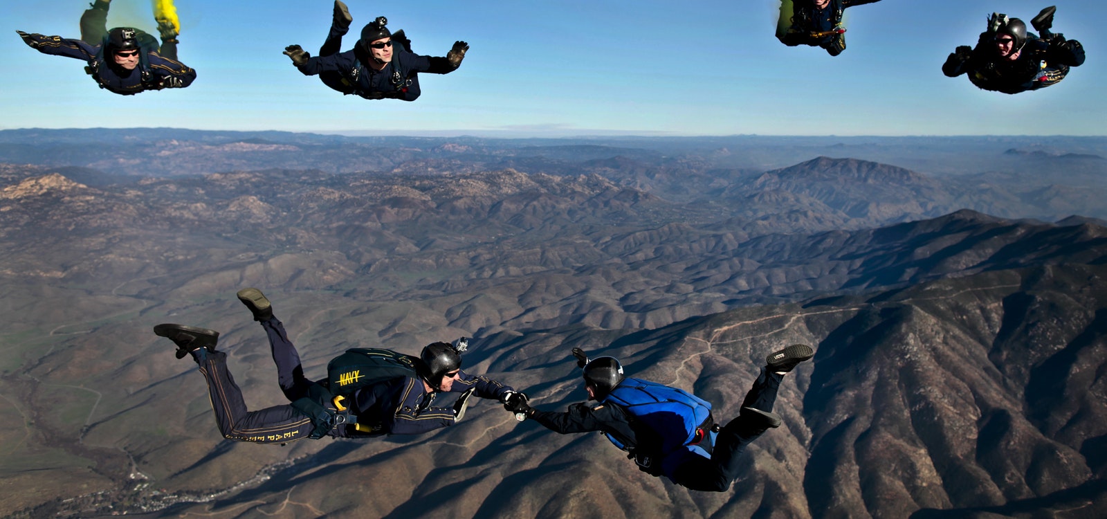 Thrillspire | 4 Reasons That You Should Go Skydiving Today Thrillspire | 4 Reasons That You Should Go Skydiving Today